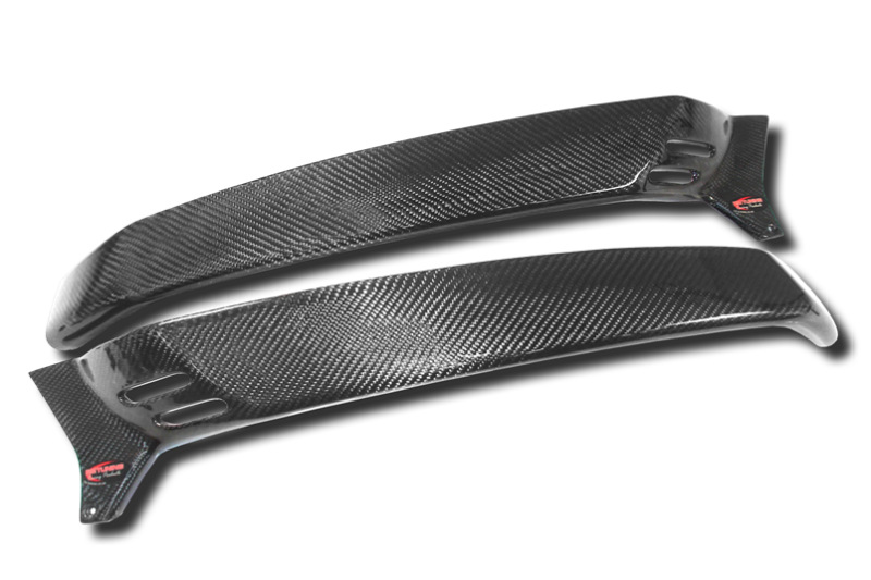 Carbon Lower Side Panel Trim (Pair) - Vespa GTS/GT/GTV - PM Tuning