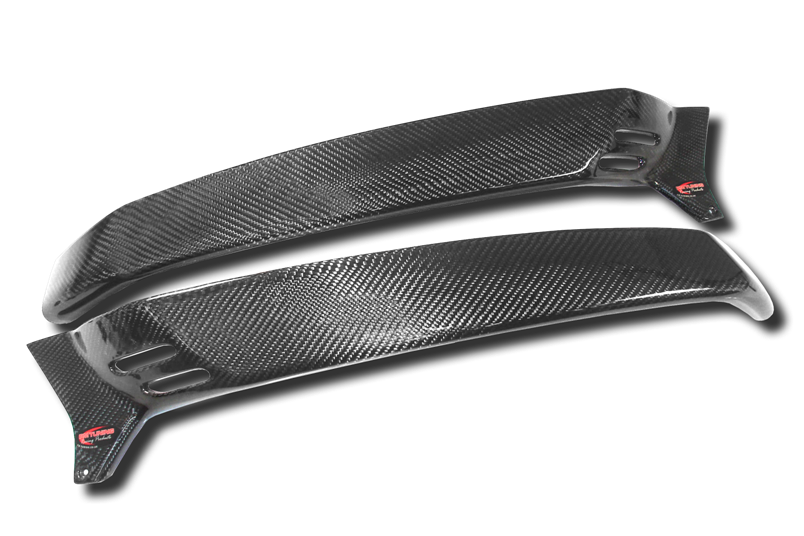 Carbon Lower Side Panel Trim (Pair) - Vespa GTS/GT/GTV - PM Tuning